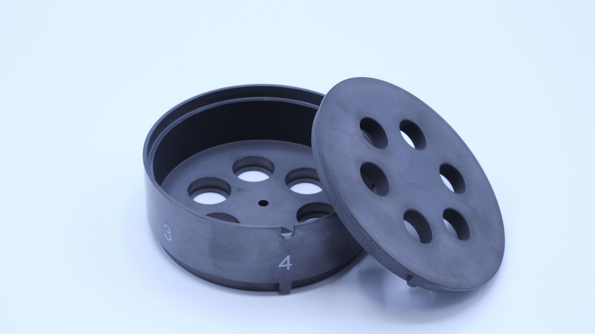 SiC sample carrier for 6 samples