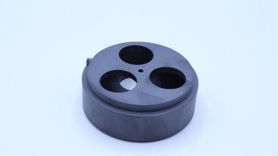 Graphite sample carrier for 3 samples